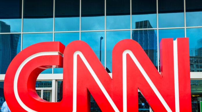 CNN Host Snaps During Live Interview | internewsgroup