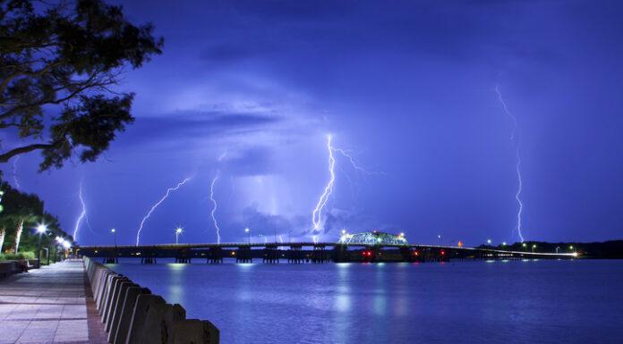 Groom Dead in Sudden Lightning Strike | internewsgroup